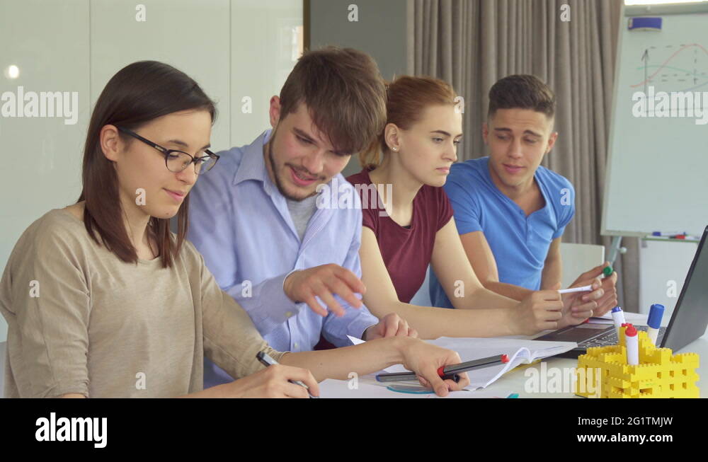 Work in pairs Stock Videos & Footage - HD and 4K Video Clips - Alamy