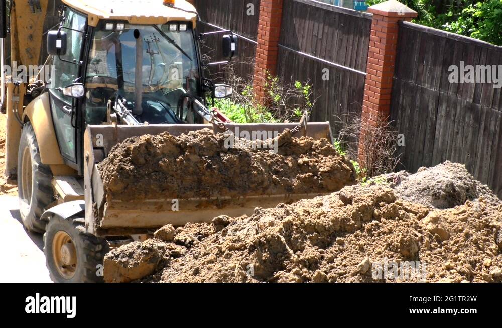 Buried bucket Stock Videos & Footage - HD and 4K Video Clips - Alamy