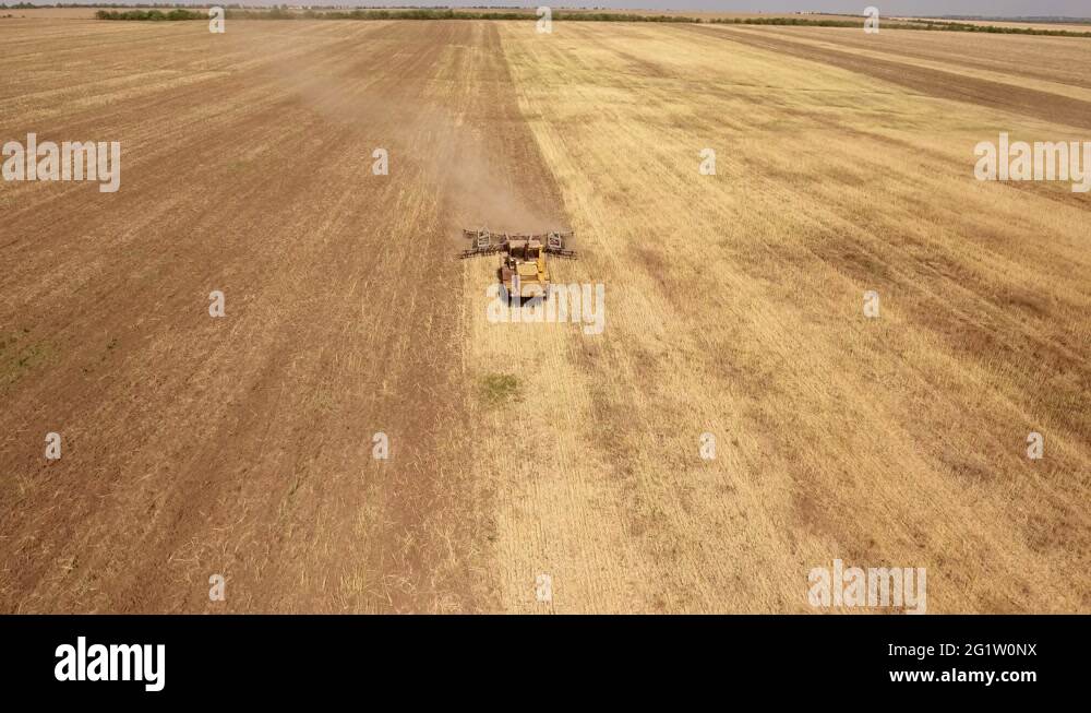 Weed harrow Stock Videos & Footage - HD and 4K Video Clips - Alamy