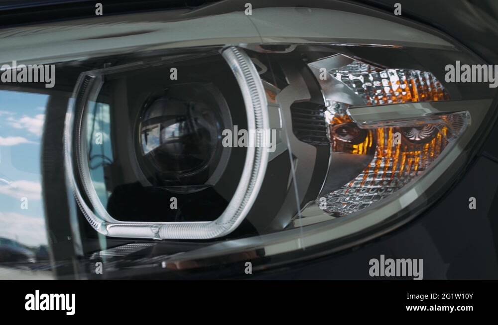 Cars headlamp Stock Videos & Footage - HD and 4K Video Clips - Alamy