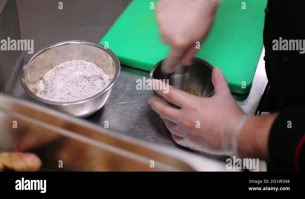 Sauce chef Stock Videos & Footage - HD and 4K Video Clips - Alamy