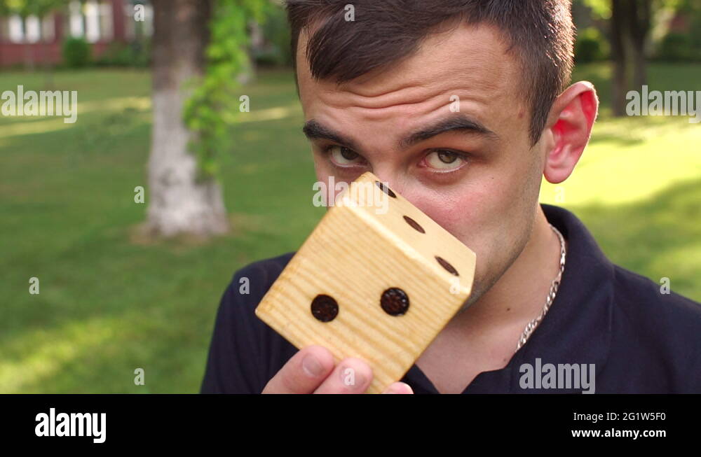 Dice face Stock Videos & Footage - HD and 4K Video Clips - Alamy