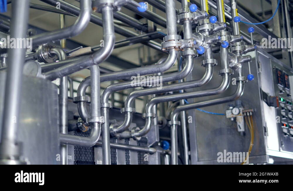 Tank farm valves Stock Videos & Footage - HD and 4K Video Clips - Alamy
