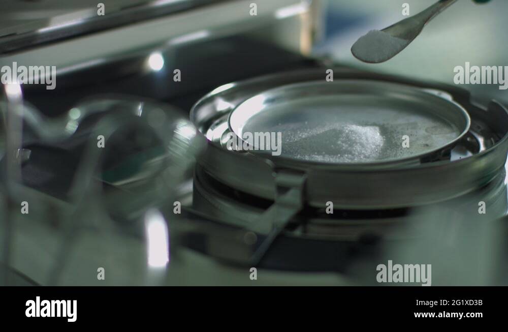 measuring powdered medicine Stock Video Footage - Alamy