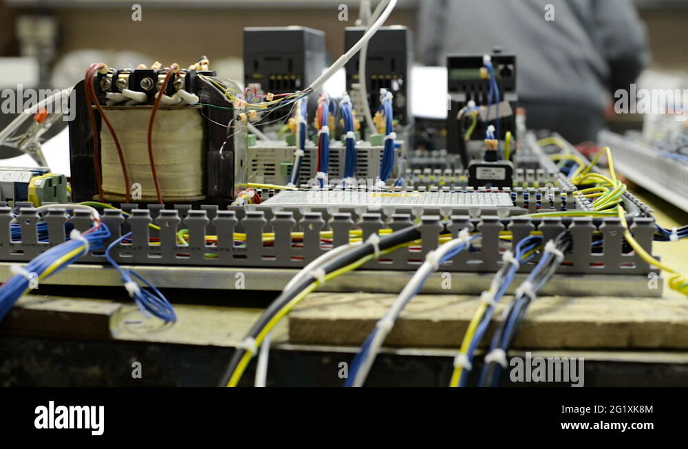 Installation relay Stock Videos & Footage - HD and 4K Video Clips - Alamy