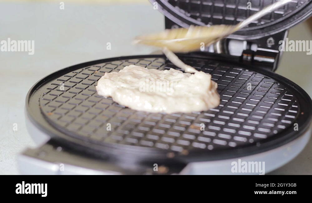 Wafer baking Stock Videos & Footage - HD and 4K Video Clips - Alamy