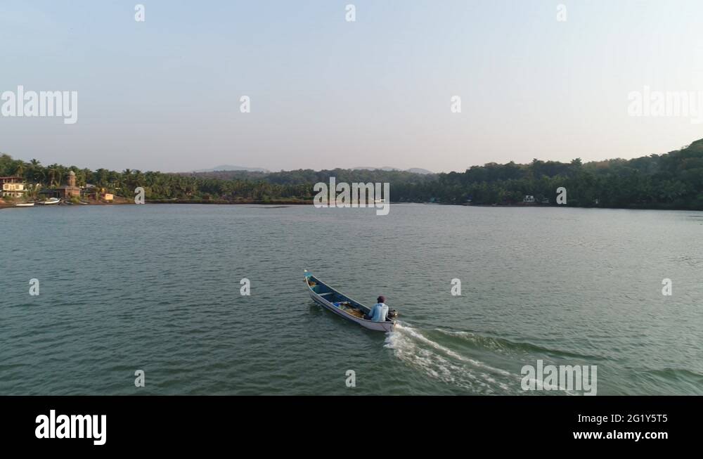 Rigging of dinghy Stock Videos & Footage - HD and 4K Video Clips - Alamy