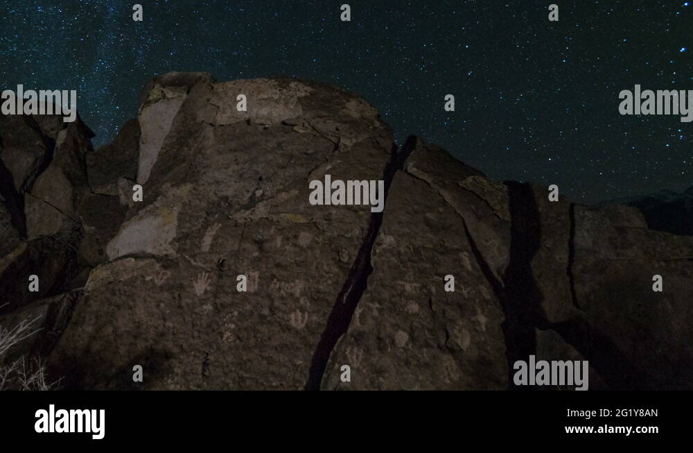 Astro Timelapse of North Star over Native American Petroglyphs -Zoom ...