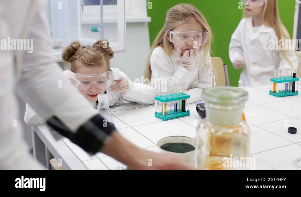 Chemistry class experiment Stock Videos & Footage - HD and 4K Video ...