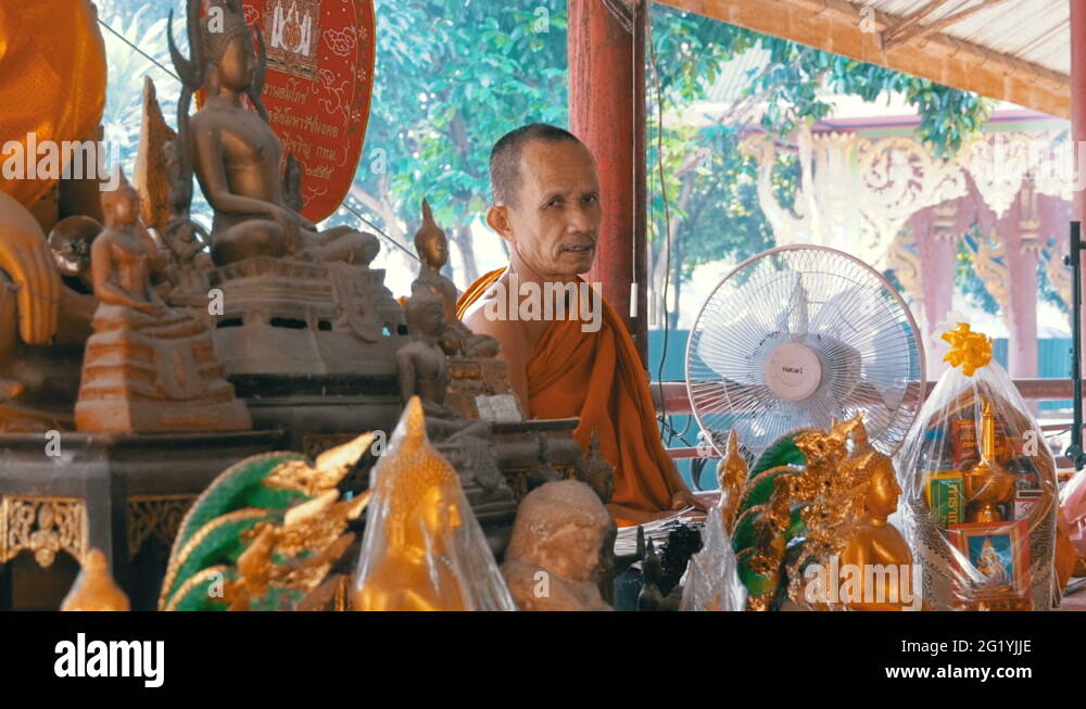 Rope and temple Stock Videos & Footage - HD and 4K Video Clips - Alamy