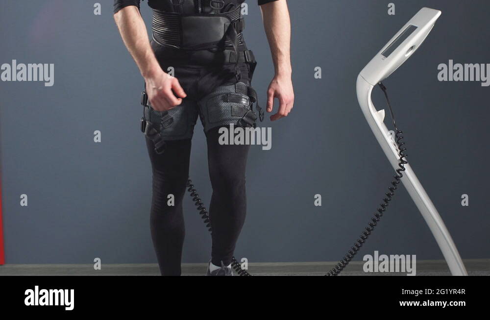 Ems training suit Stock Videos & Footage - HD and 4K Video Clips - Alamy