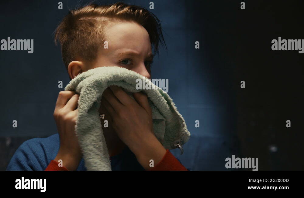 Having wash Stock Videos & Footage - HD and 4K Video Clips - Alamy