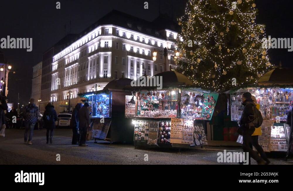 Lighted building Stock Videos & Footage - HD and 4K Video Clips - Alamy