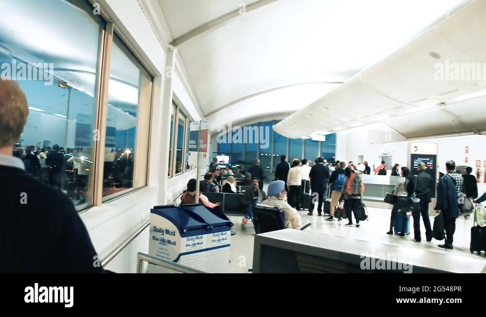 Queue in silhouette Stock Videos & Footage - HD and 4K Video Clips - Alamy