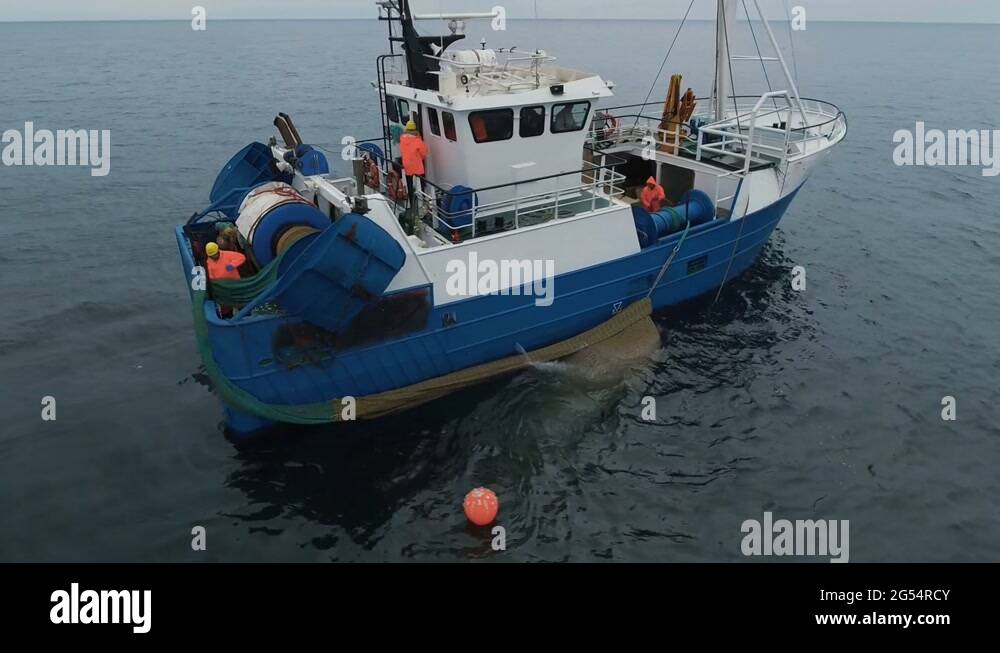 Commercial fishing trawler full net Stock Videos & Footage - HD and 4K ...