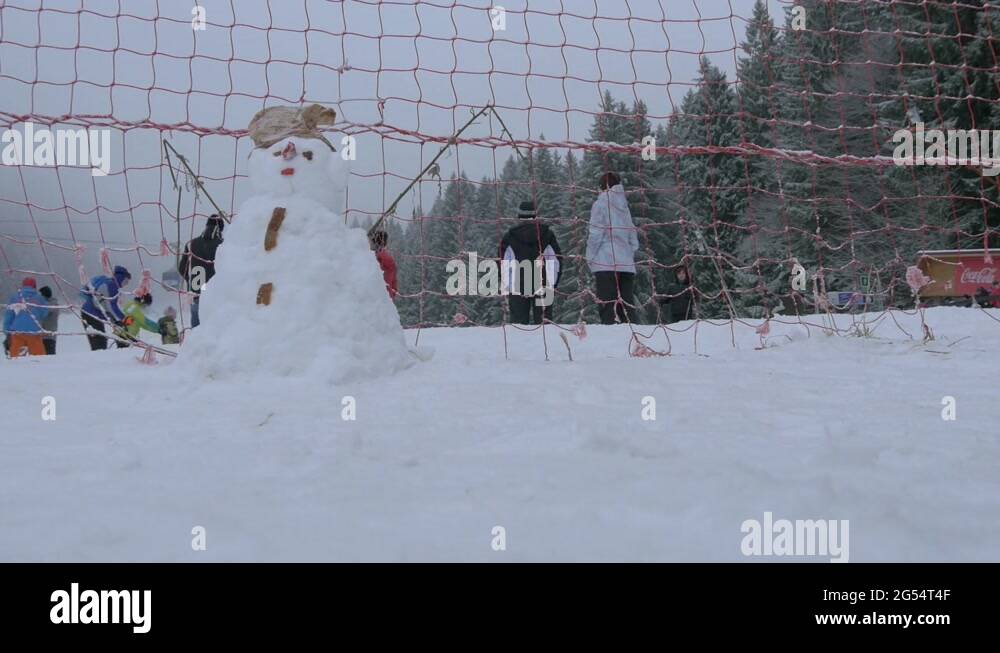 Snowman on ski slope Stock Videos & Footage - HD and 4K Video Clips - Alamy