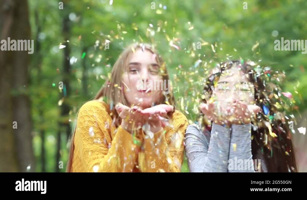 Sparkles in nature Stock Videos & Footage - HD and 4K Video Clips - Alamy