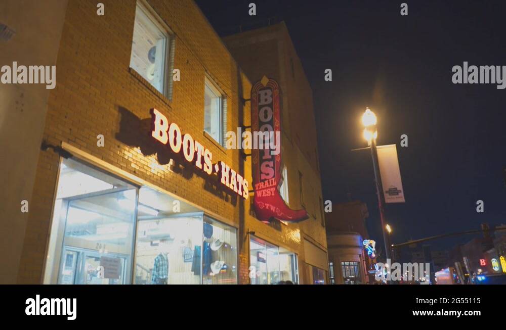 Boot sign Stock Videos & Footage - HD and 4K Video Clips - Alamy