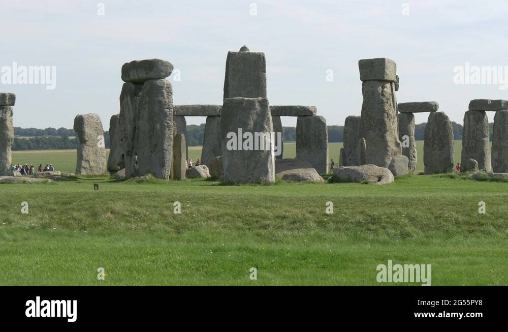 Stones of the famous Stonehenge Stock Video Footage - Alamy