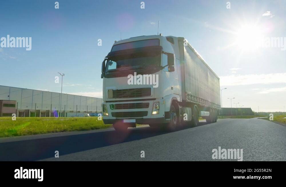 Big truck empty Stock Videos & Footage - HD and 4K Video Clips - Alamy