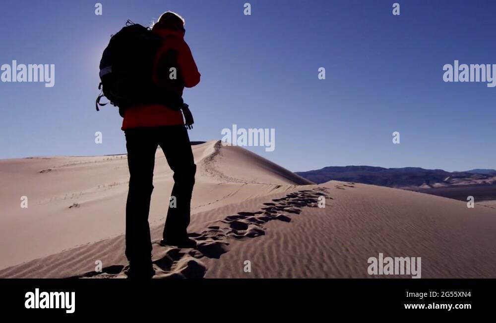 Traveller shadow Stock Videos & Footage - HD and 4K Video Clips - Alamy