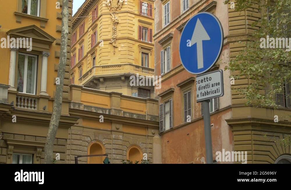 Tilt up view Stock Videos & Footage - HD and 4K Video Clips - Alamy