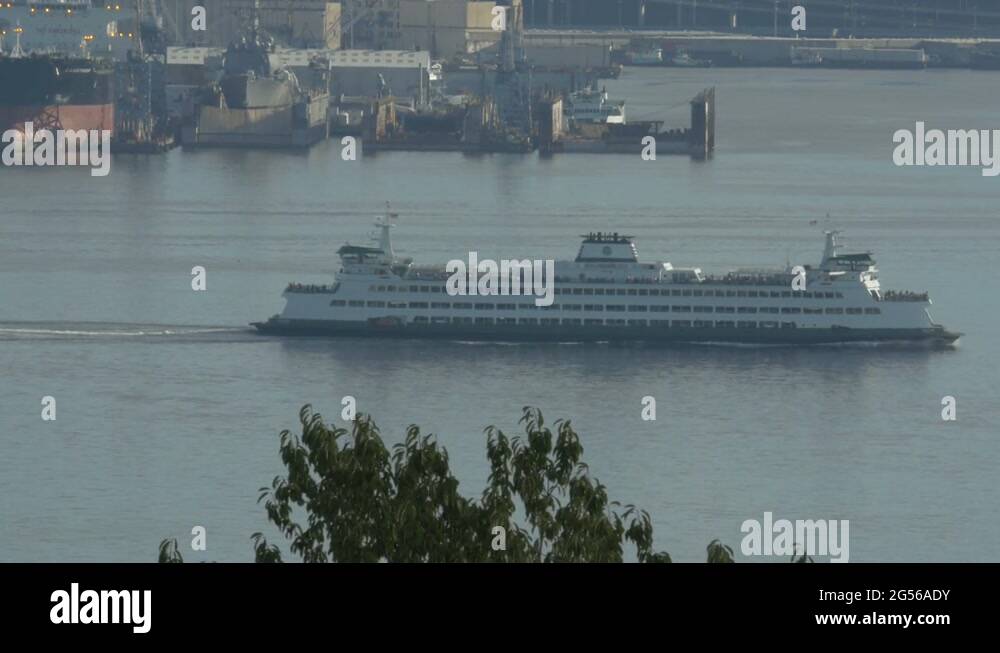 Water floating ship Stock Videos & Footage - HD and 4K Video Clips - Alamy