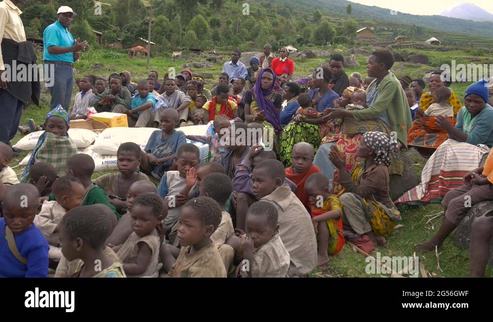 Talking with people Stock Videos & Footage - HD and 4K Video Clips - Alamy