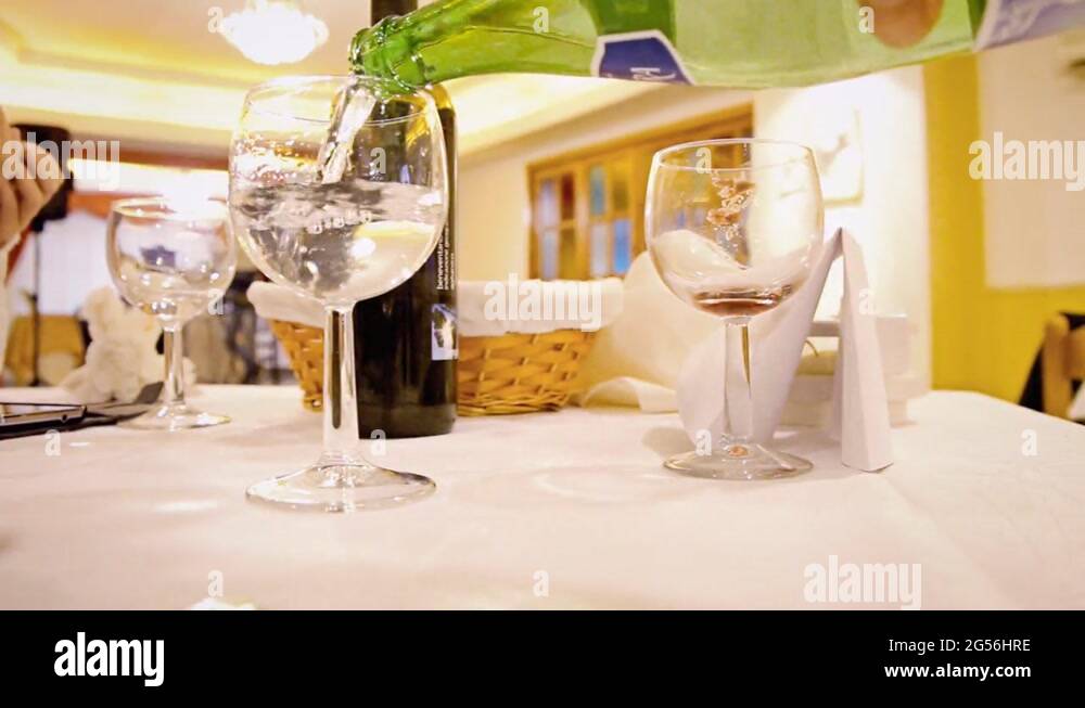 Water table restaurant Stock Videos & Footage - HD and 4K Video Clips ...