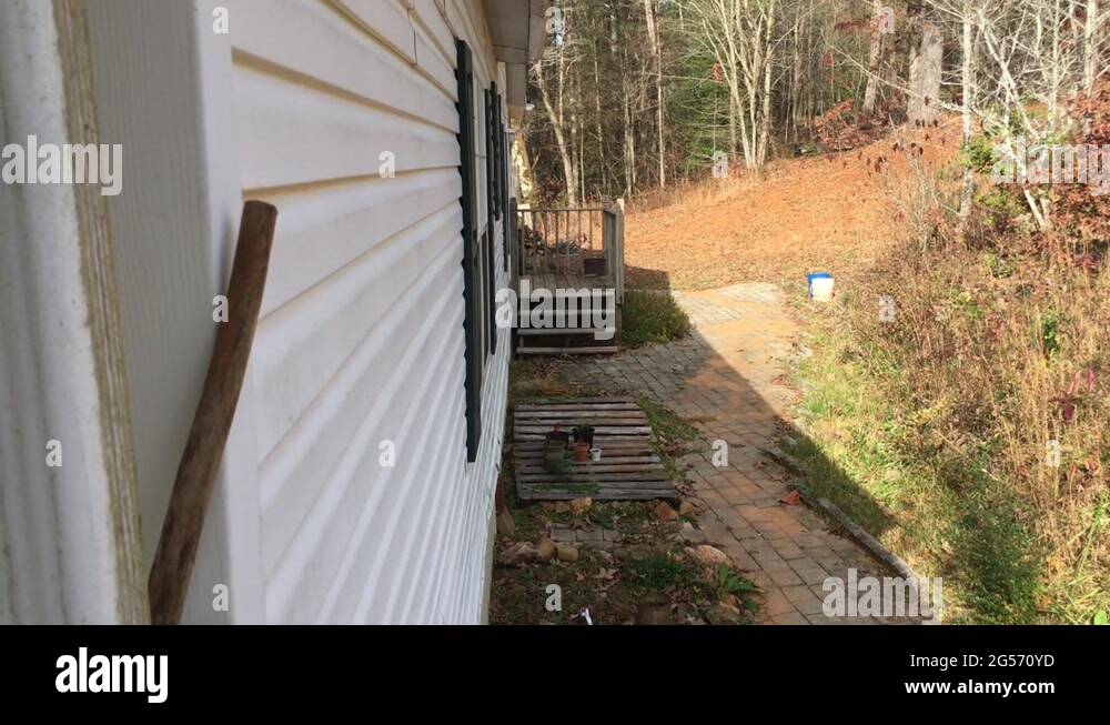 House sideview Stock Videos & Footage - HD and 4K Video Clips - Alamy