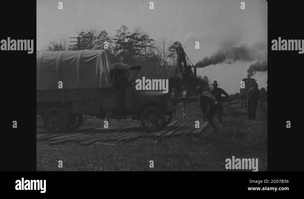 Road ledge Stock Videos & Footage - HD and 4K Video Clips - Alamy