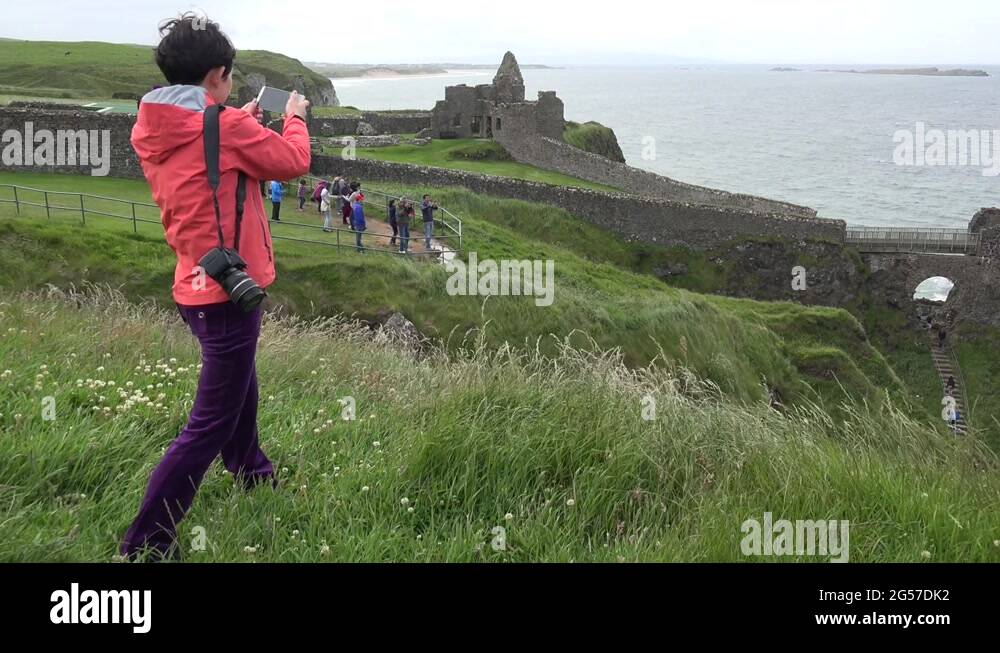 Photographing castle Stock Videos & Footage - HD and 4K Video Clips - Alamy