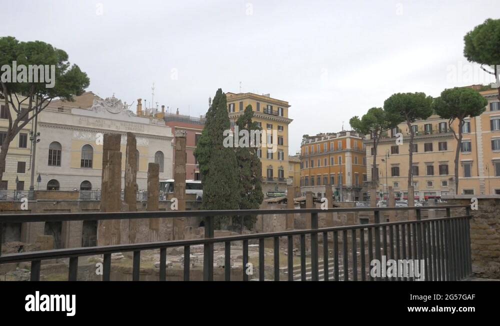 The ruins from Largo di Torre Argentina in Rome Stock Video Footage - Alamy