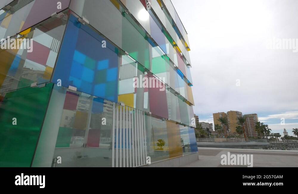 Cube gallery Stock Videos & Footage - HD and 4K Video Clips - Alamy