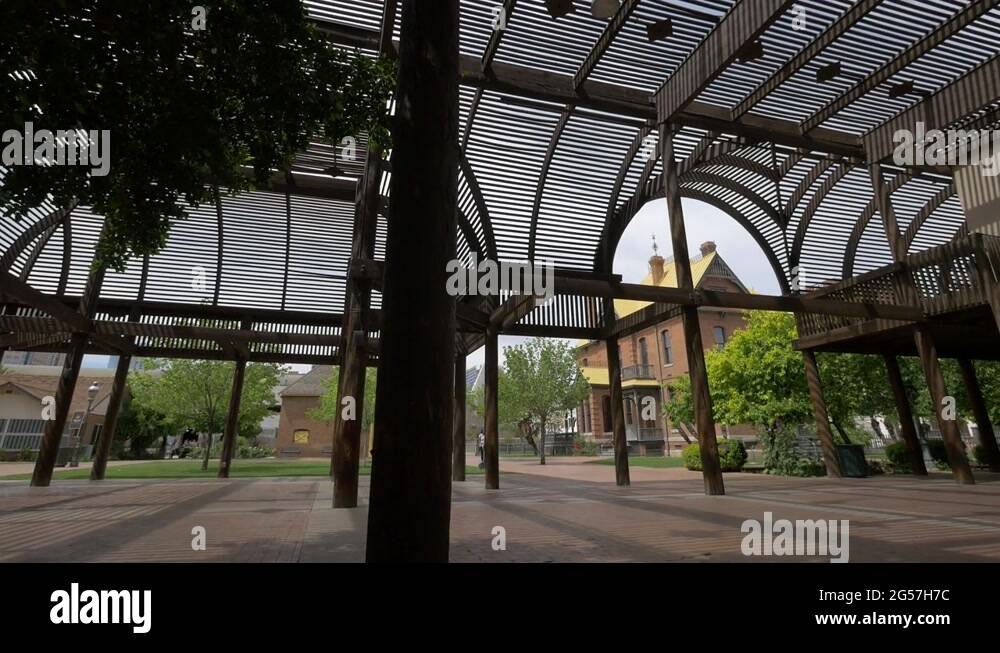 Heritage square Stock Videos & Footage - HD and 4K Video Clips - Alamy