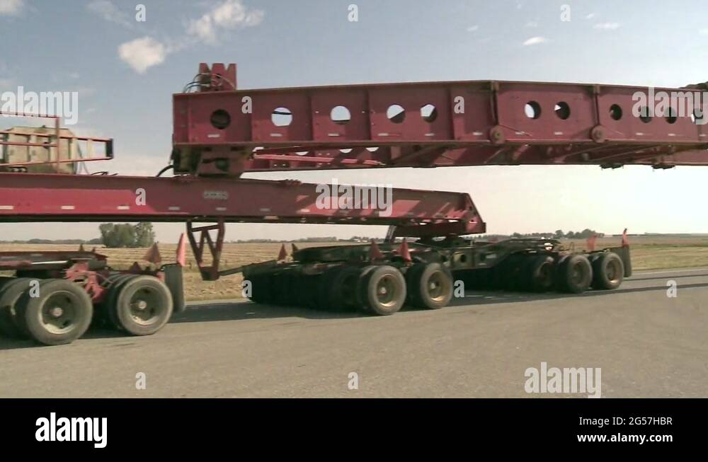Oversize transportation Stock Videos & Footage - HD and 4K Video Clips ...