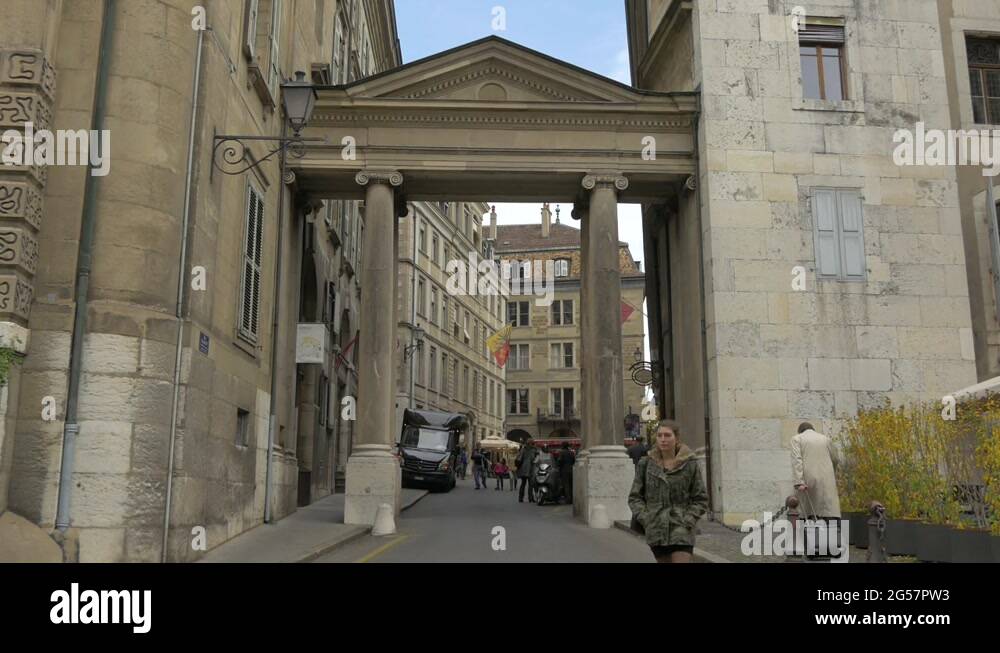 Arcade and columns Stock Videos & Footage - HD and 4K Video Clips - Alamy