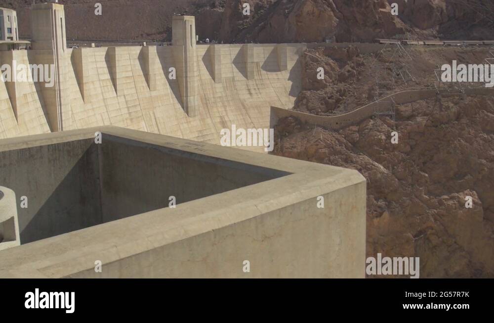 Concrete dam wall Stock Videos & Footage - HD and 4K Video Clips - Alamy