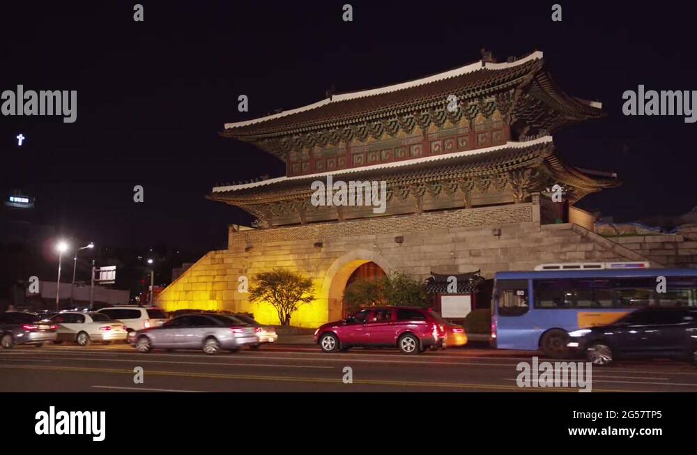 Dongdaemun gate Stock Videos & Footage - HD and 4K Video Clips - Alamy
