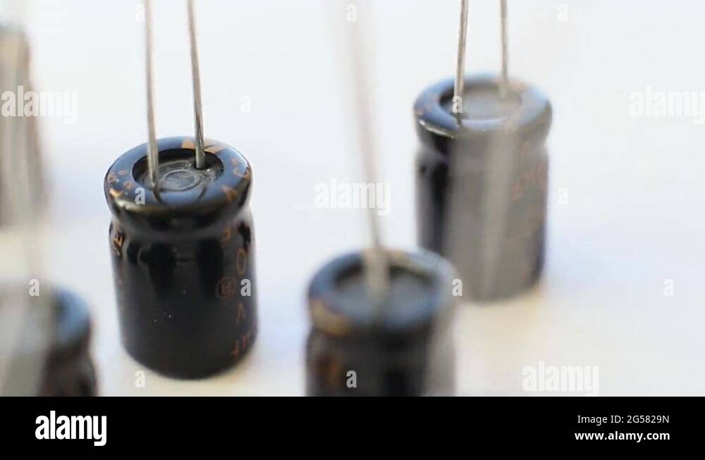 Capacitors Stock Videos & Footage - HD and 4K Video Clips - Alamy