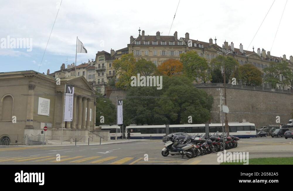 Place neuve Stock Videos & Footage - HD and 4K Video Clips - Alamy