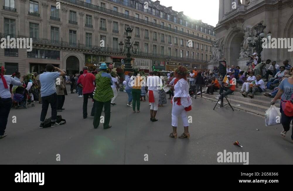 Paris african people Stock Videos & Footage - HD and 4K Video Clips - Alamy