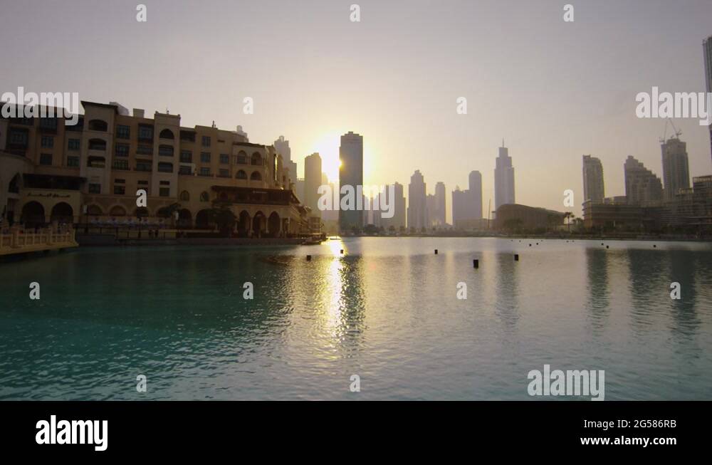 Dubai sunset mall Stock Videos & Footage - HD and 4K Video Clips - Alamy