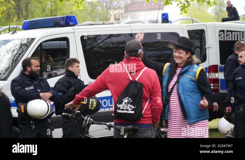 Dance dance revolution extreme Stock Videos & Footage - HD and 4K Video ...