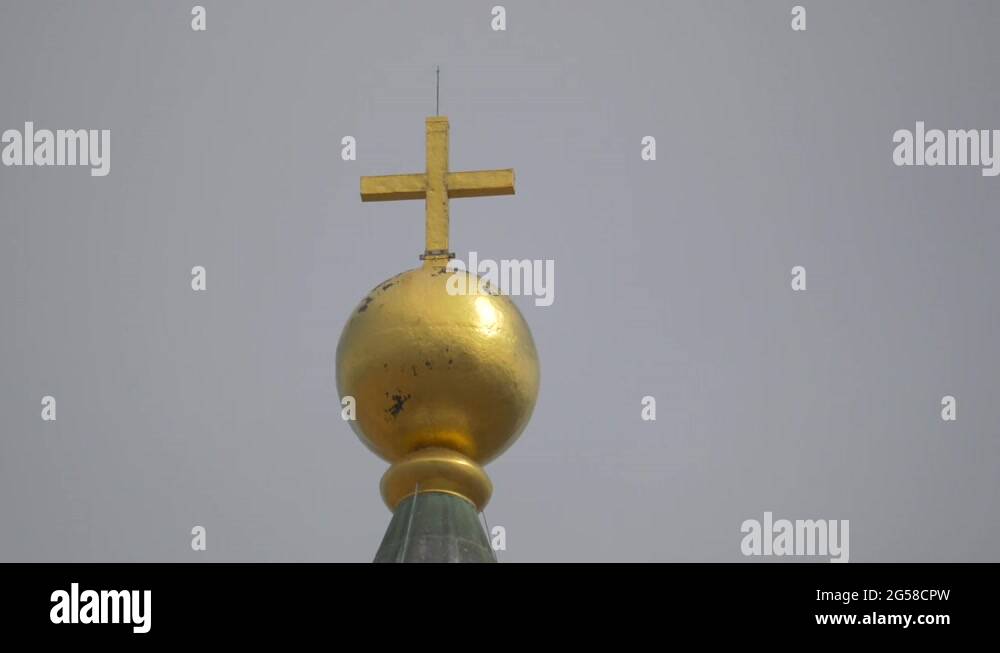 Golden color cross Stock Videos & Footage - HD and 4K Video Clips - Alamy