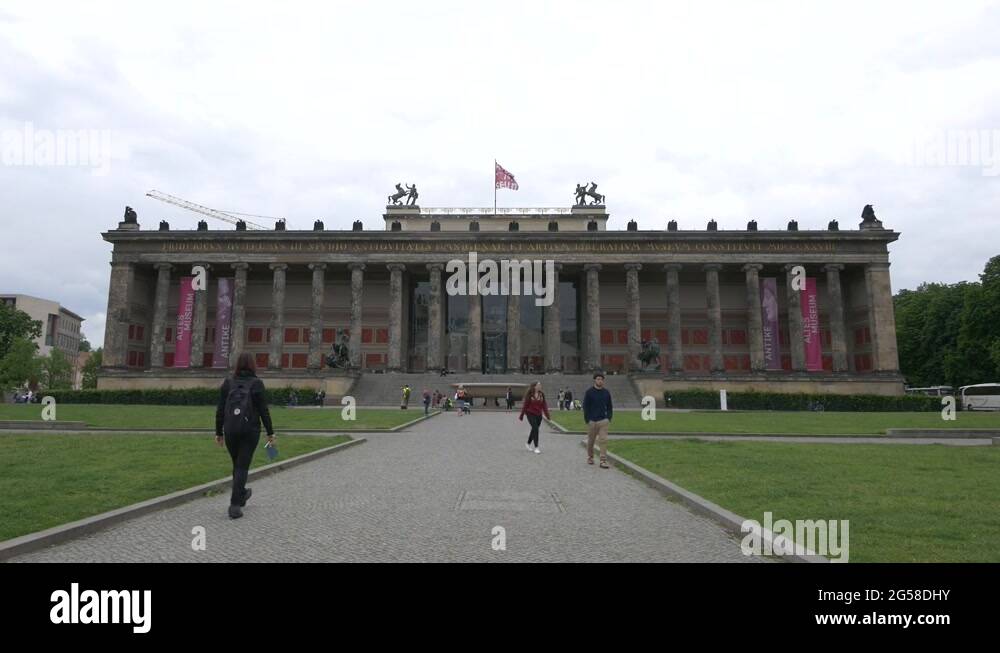 The altes museum Stock Videos & Footage - HD and 4K Video Clips - Alamy