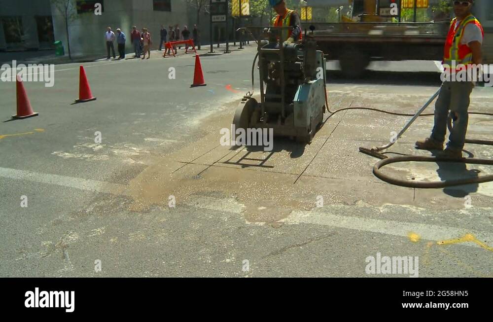 Pavement cutting Stock Videos & Footage - HD and 4K Video Clips - Alamy