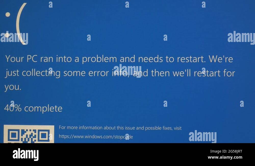 Microsoft windows 10 blue screen computer crash Stock Video Footage - Alamy