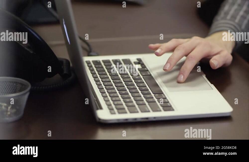 Acer laptop keyboard Stock Videos & Footage - HD and 4K Video Clips - Alamy