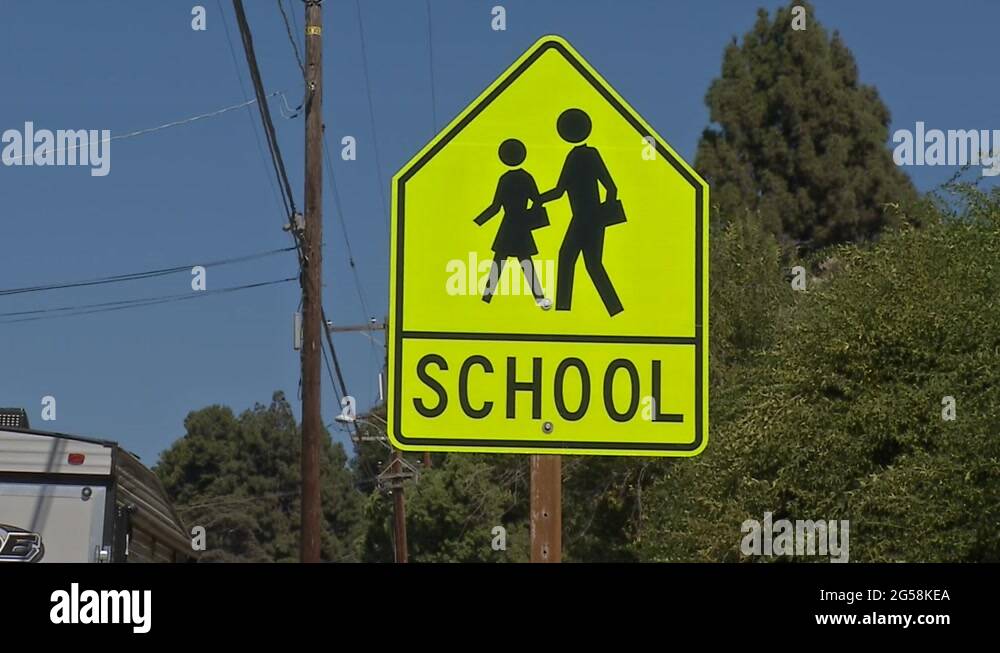 Sign curb yellow Stock Videos & Footage - HD and 4K Video Clips - Alamy